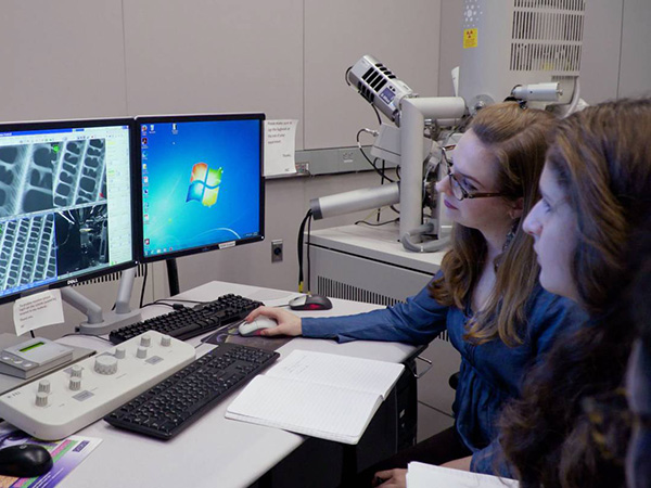 Readying for research: Classes bring cutting-edge equipment into the ...