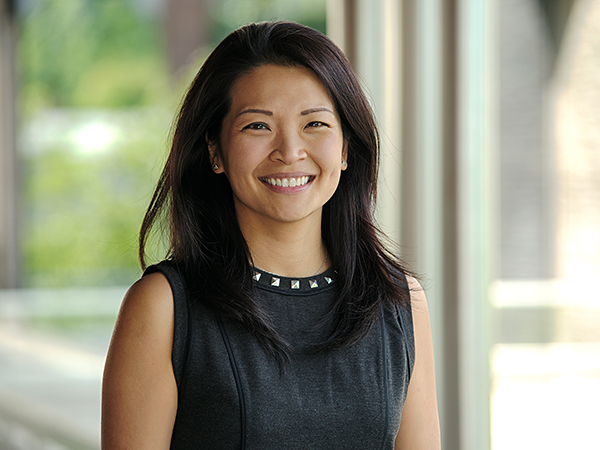 Lynn Loo delivers 2018 Julian Smith Lecture at Cornell University